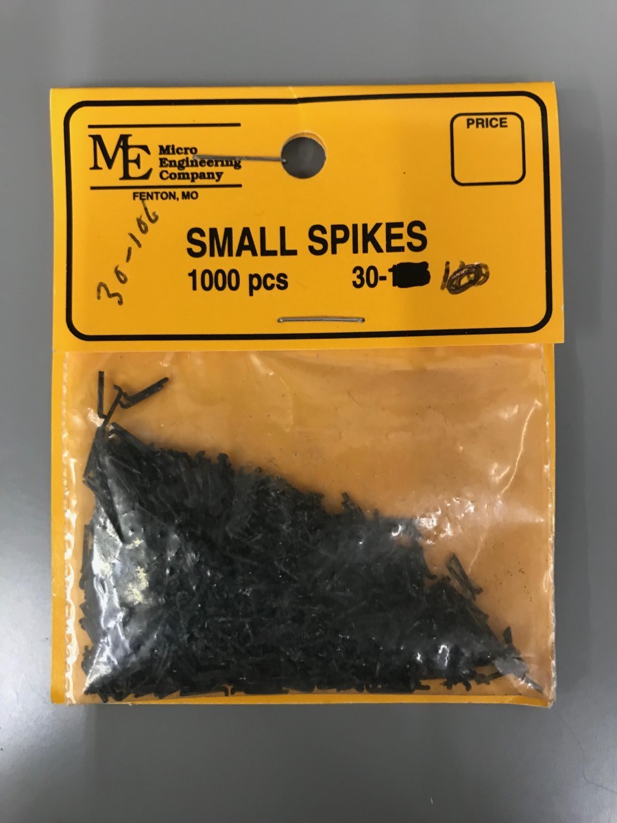 Micro Engineering 30-106 1/4" Small Blackened Metal Spikes (Pack of ...